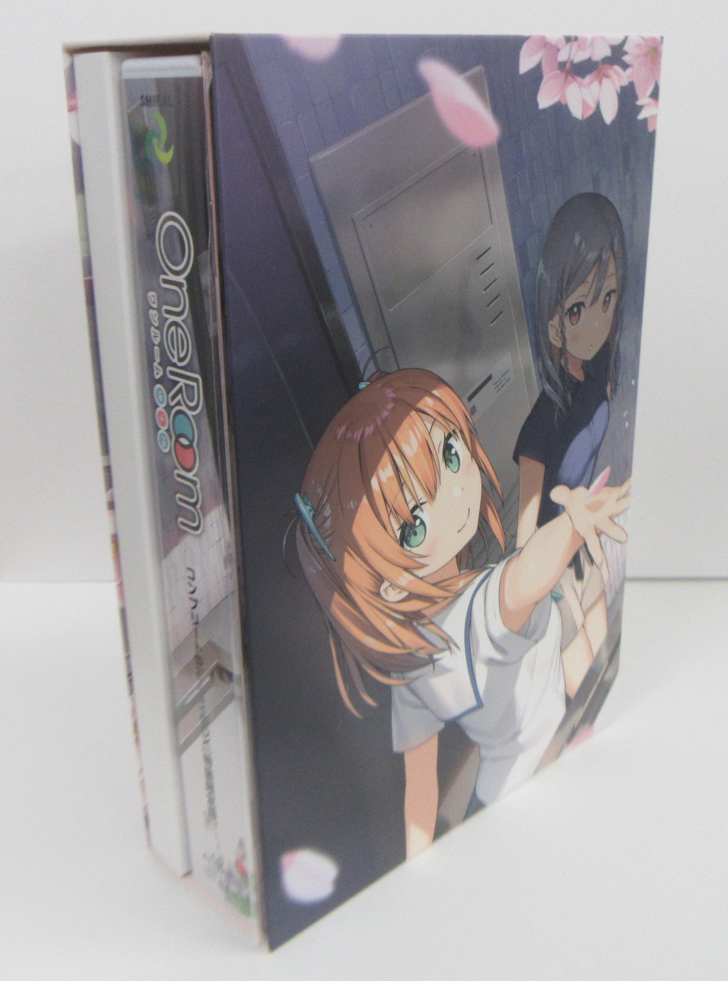 One Room 1期+2期 コンプリートBlu-rayBOX 特装限定版 【ブルーレイ】 ﾜﾝﾙｰﾑ01ｷ02ｷｺﾝﾌﾟﾘｰﾄﾌﾞﾙｰﾚｲﾎﾞｯｸｽﾄｸｿｳｹﾞﾝﾃｲﾊﾞﾝ 映像・音楽 ...