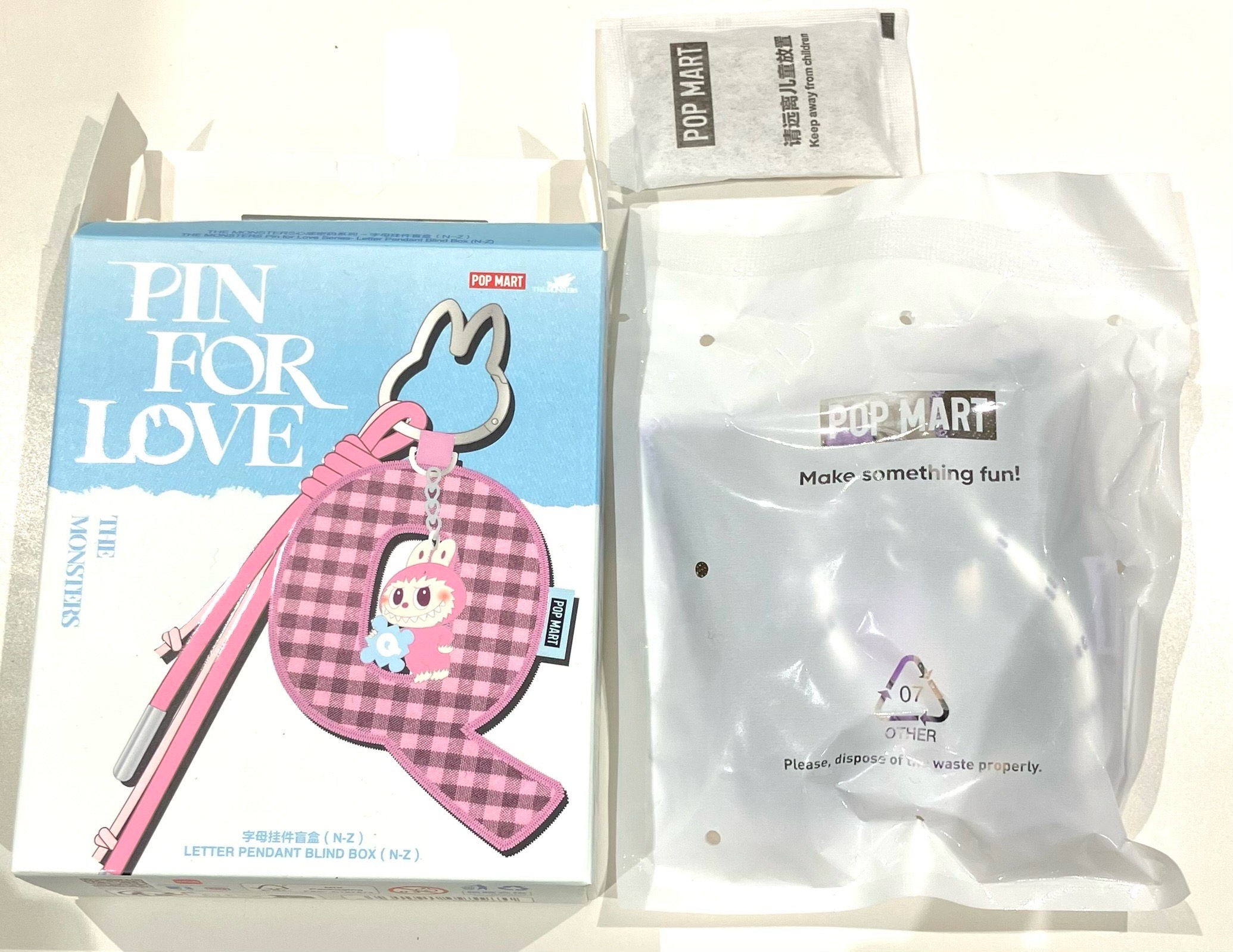 POPMART THE MONSTERS PIN FOR LOVE シリーズ アルファベットペンダント(N-Z) LABUBU W ﾎﾟｯﾌﾟ ...